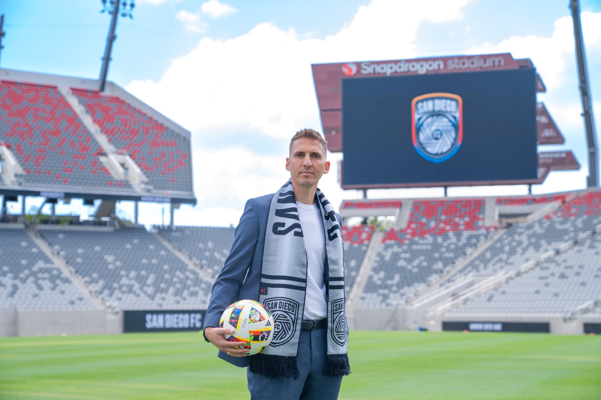 Mikey Varas: “Hirving será un líder para SDFC” - CGN